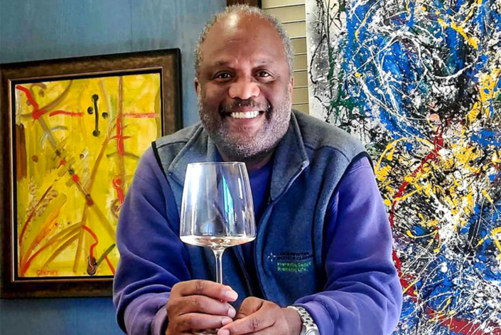 Thomas T Thomas Vineyards | Winery and Wine Tasting Room